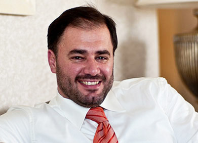 Wadah Khanfar steps down at Al Jazeera