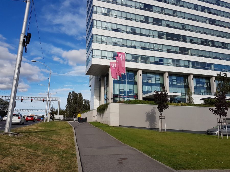 Slovak Telekom renews Intelsat contract