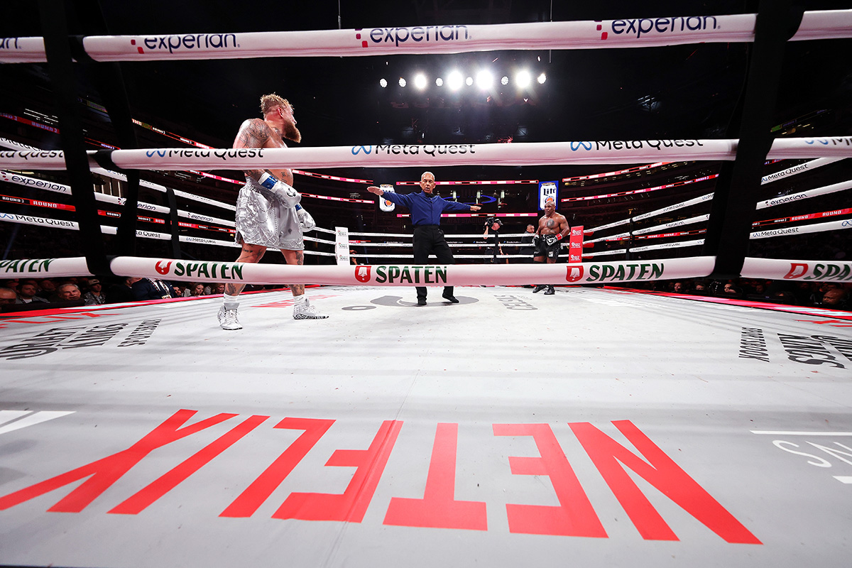 60 Million Stream Netflix Boxing Mismatch 60 Million Stream Netflix Boxing Mismatch